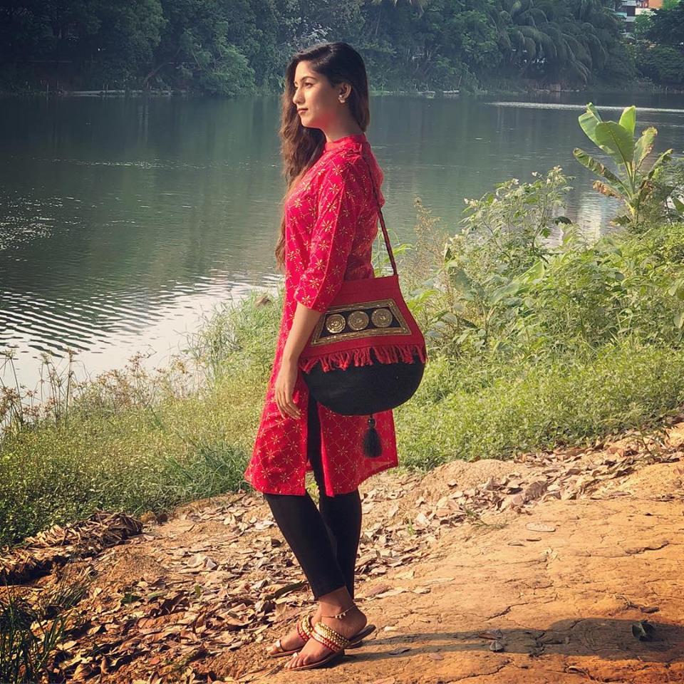 Safa Kabir Bio, Age, Boyfriend, Family, Photos, Videos & Career