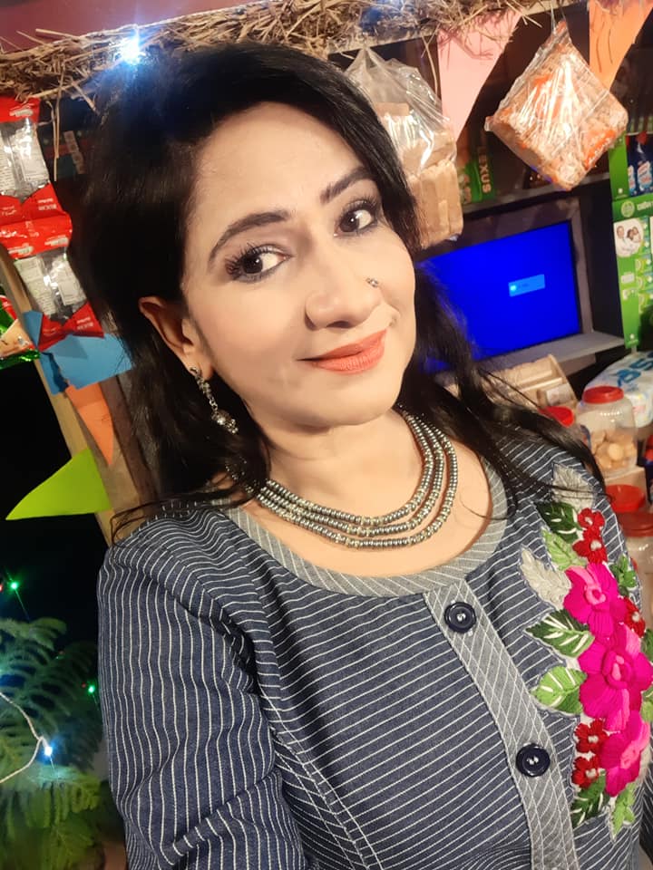 Monira Mithu Bio, Age, Facts, Family, Photos and Carrier