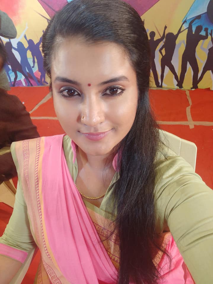 Roshna Ann Roy Bio, Age, Facts, Family, Photos and Carrier