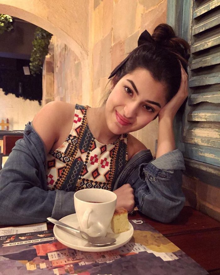 Sanjana Banerjee Bio, Age, Facts, Family, Photos and Carrier