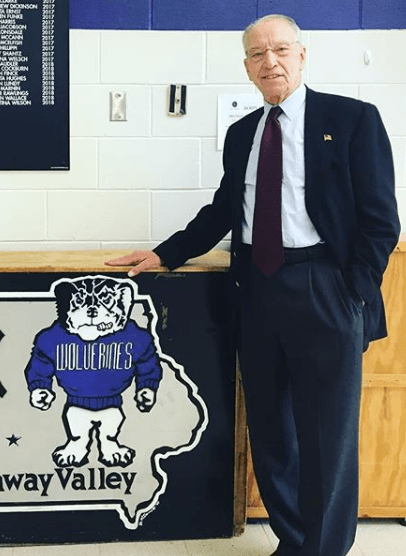 Chuck Grassley Bio, Age, Wife, Family, Photos and Career