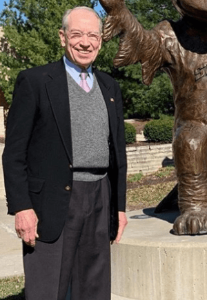 Chuck Grassley Bio, Age, Wife, Family, Photos and Career