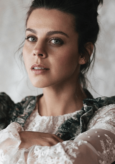 Clara Alvarado Bio, Age, Facts, Family, Photos and Carrier