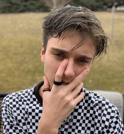 Josh Richards Bio, Age, Girlfriend, Family, Photos and Career | Fact Sider