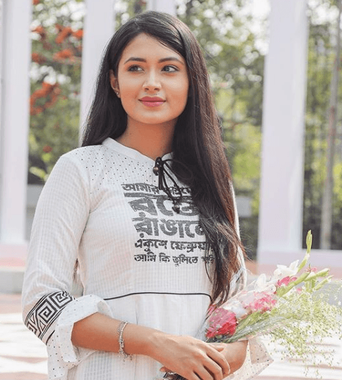 Tasnia Farin Bio, Age, Husband, Family, Education, Career, Net Worth