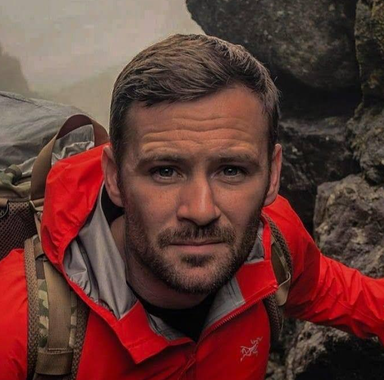 Steven Kelly Wiki/Bio, Age, Wife, Family, Work, Career, Photos