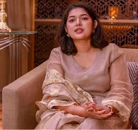 Bushra Afreen (Chief Heat Officer) Wiki/Bio, Age, Husband, Family & Photos